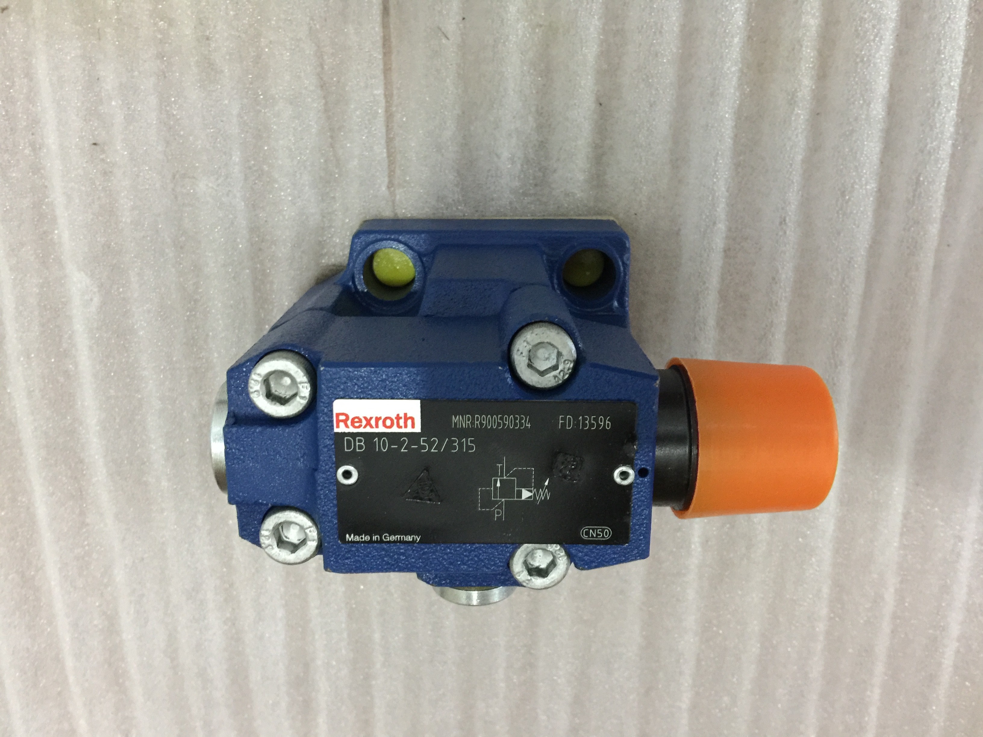 Hydraulic Pressure Relief Valve , Pilot - Operated Type DB10 DB20 DB30